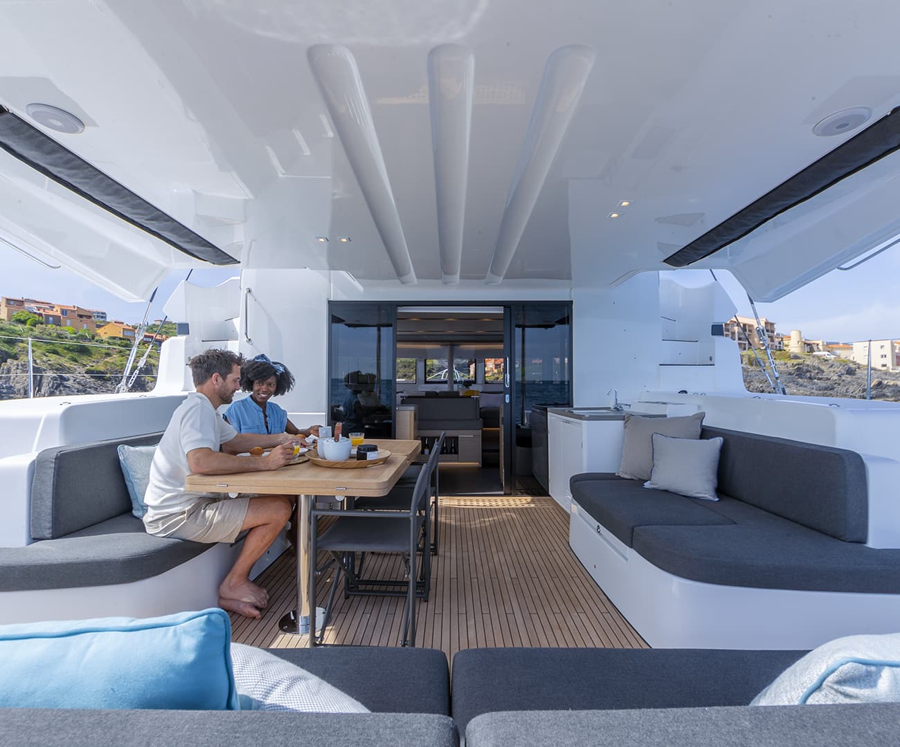 Configure your Lagoon 51 | Lagoon Catamarans