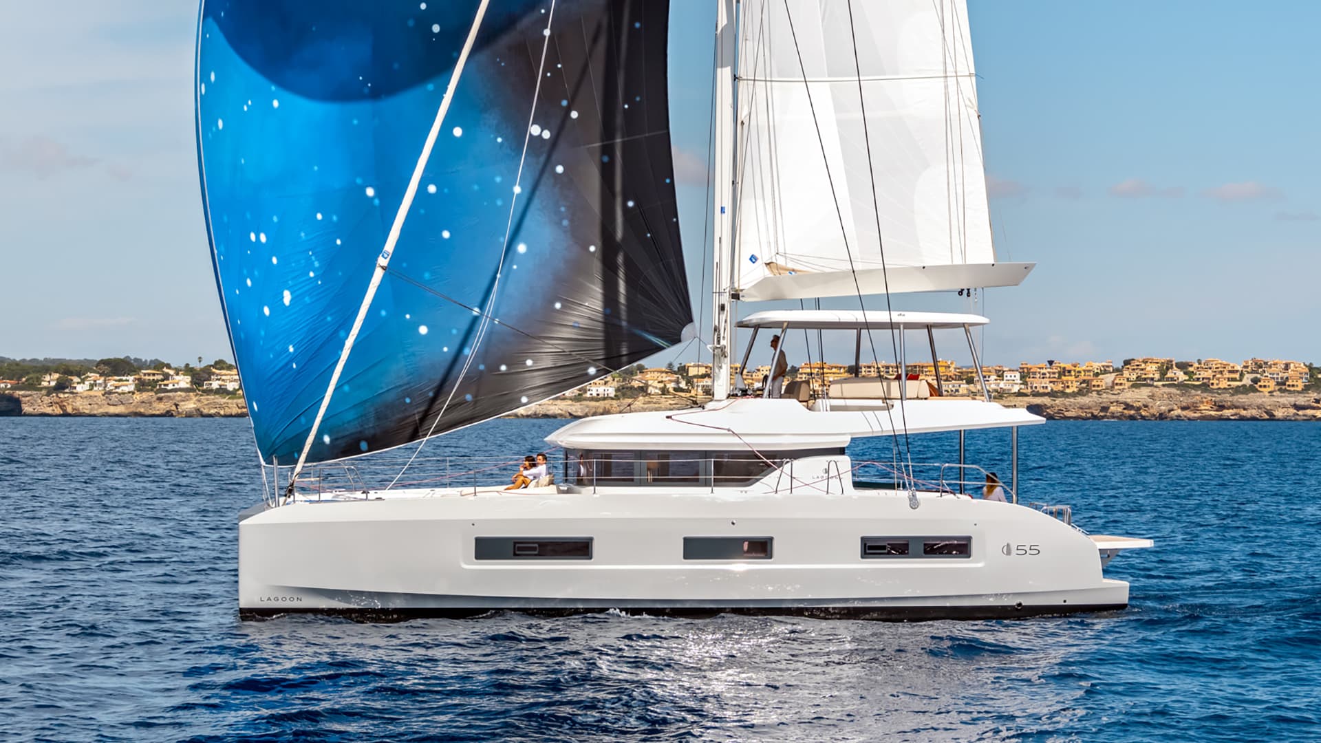 Configure your Lagoon 55 | Lagoon Catamarans